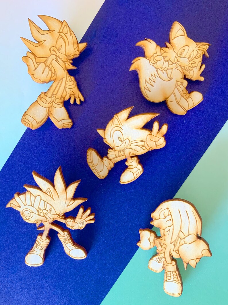 Sonic, Shadow, Silver, Tails and Knuckles Wooden Pin Badges Made Out of ...
