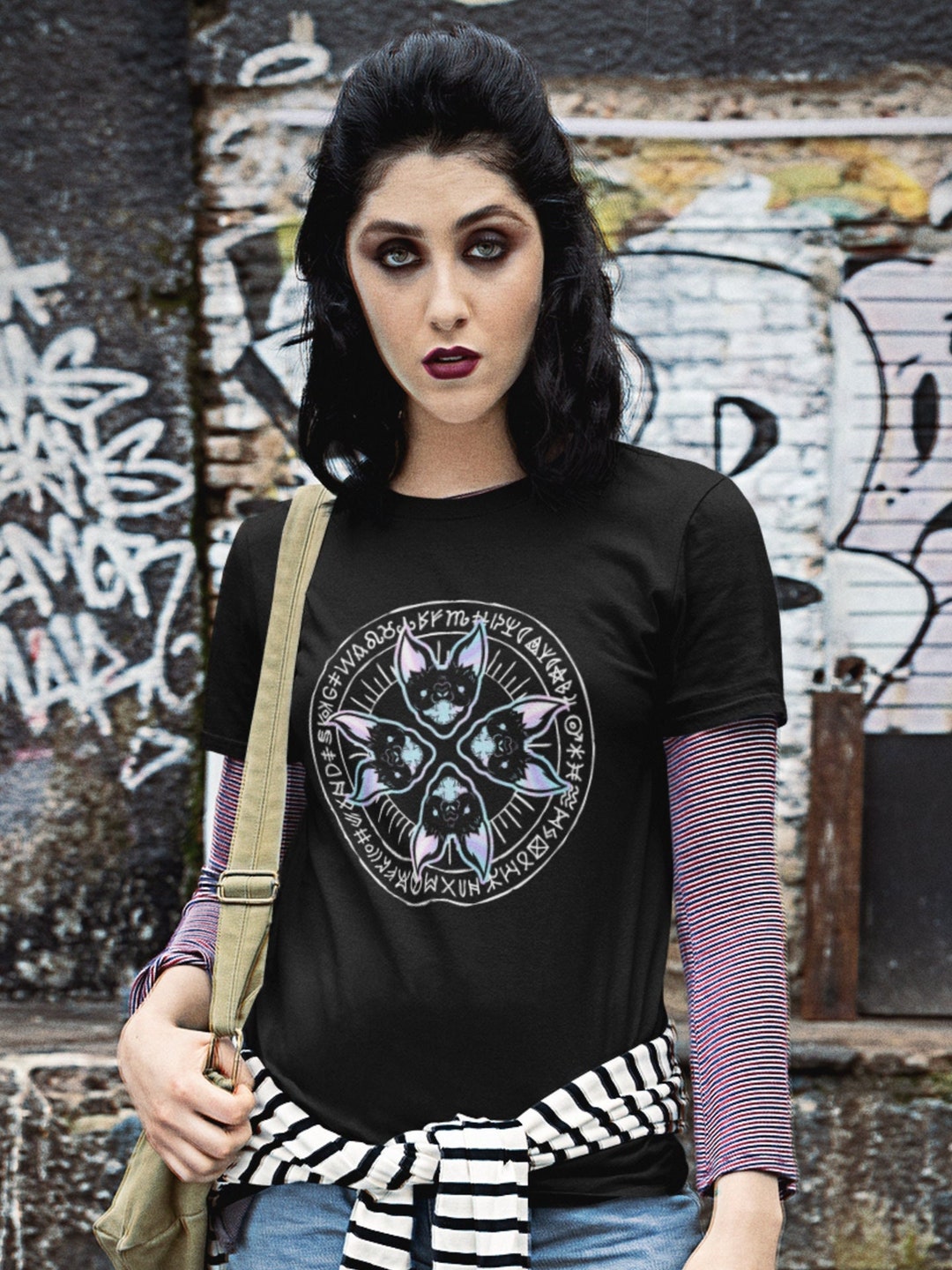 Pastel Goth Bat Shirt, Creepy Kawaii Occult Shirt, Soft Grunge, Nu Goth ...