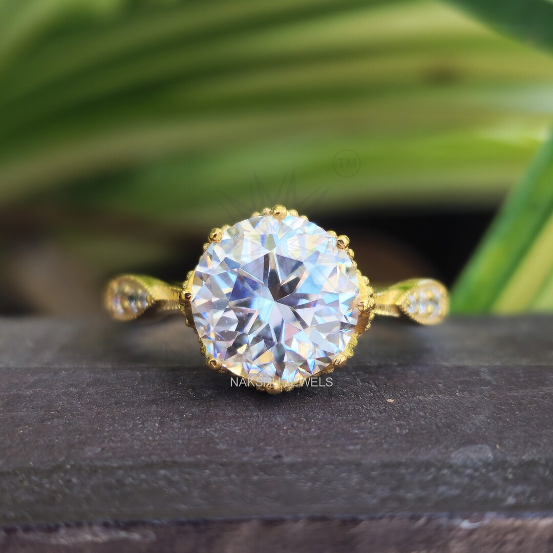Vintage Art Deco 14K Gold Moissanite Engagement Ring: Jubilee Cut Lotus ...