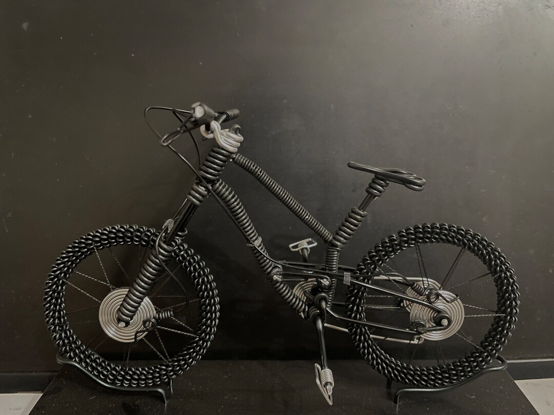 1/10 Scale Black Wired Bike Model Mountain Bike Model With Base Bicycle ...