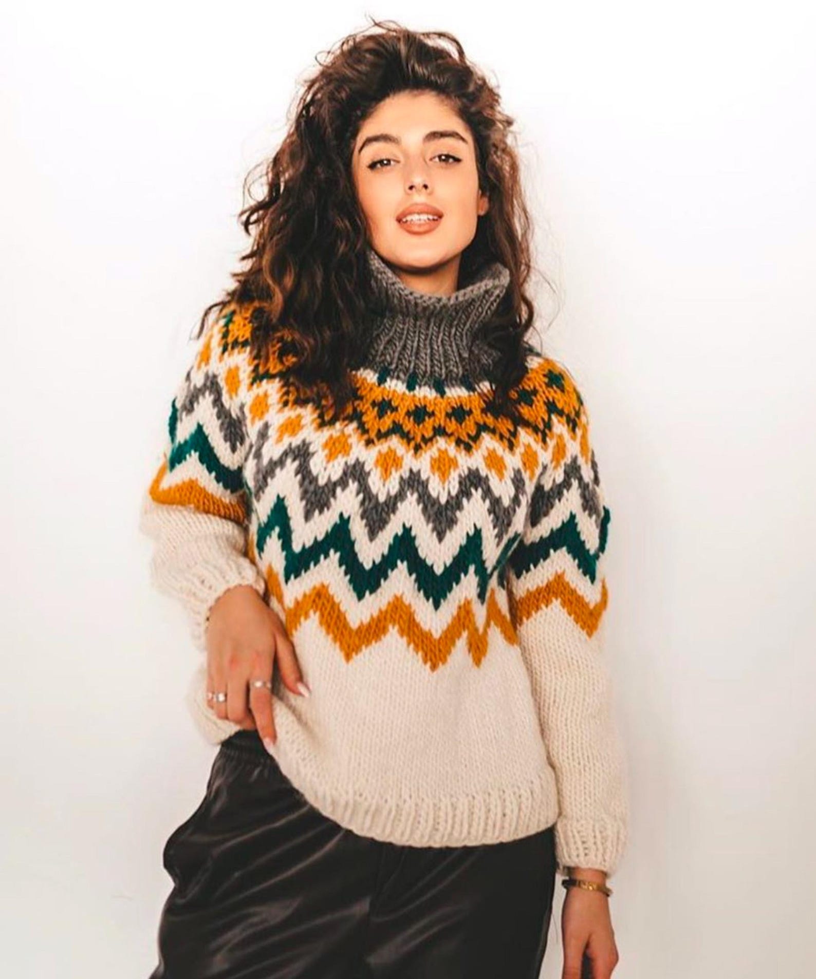Jacquard Knitting Pattern - Icelandic Lopapeysa Sweater, Cozy & Warm ...