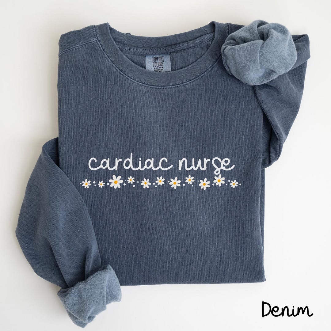 Cardiac Nurse Sweatshirt, Heart Anatomy Crewneck, CVICU Nurse Gift ...