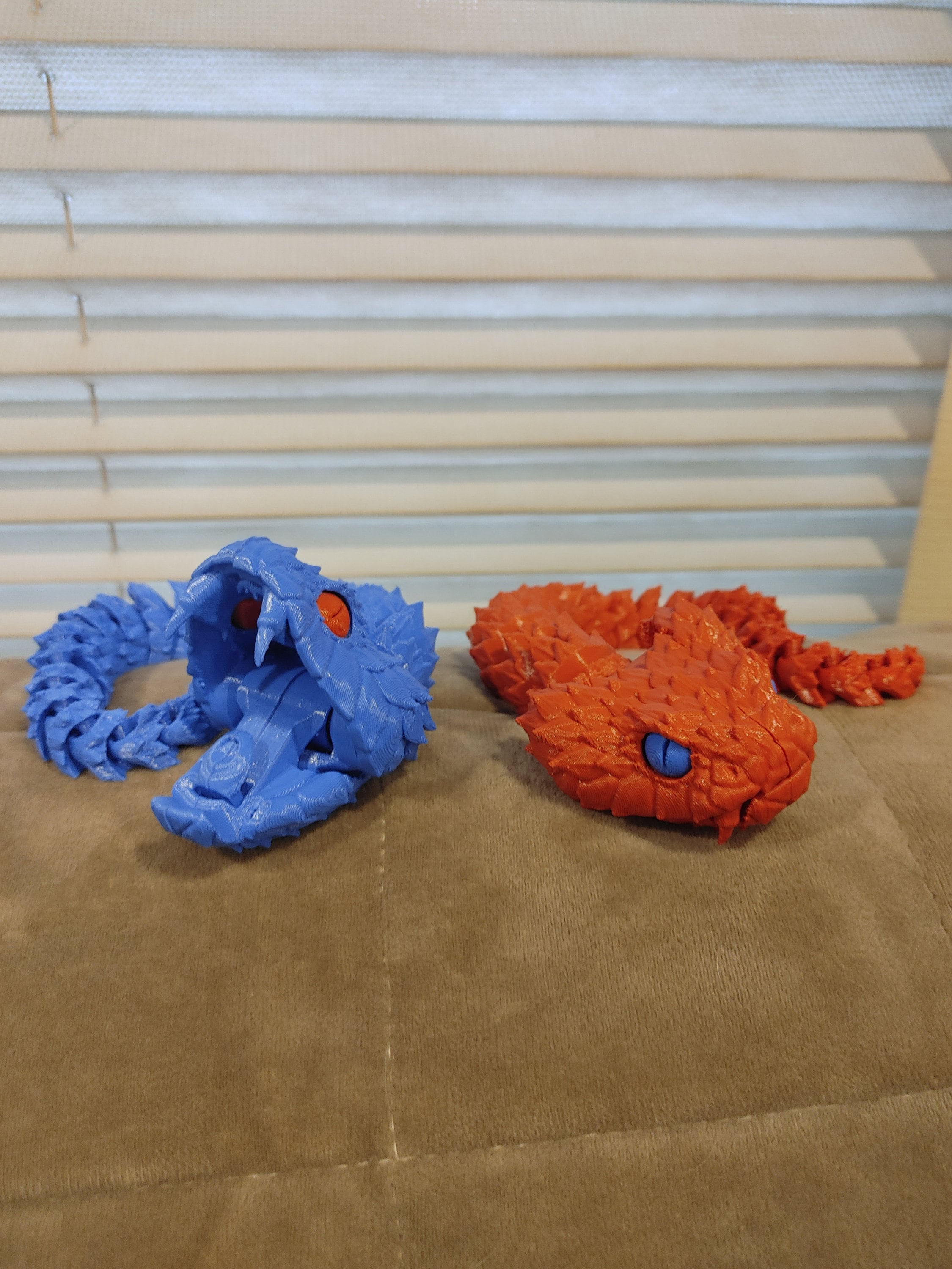 Articulated Biting Snake - Etsy
