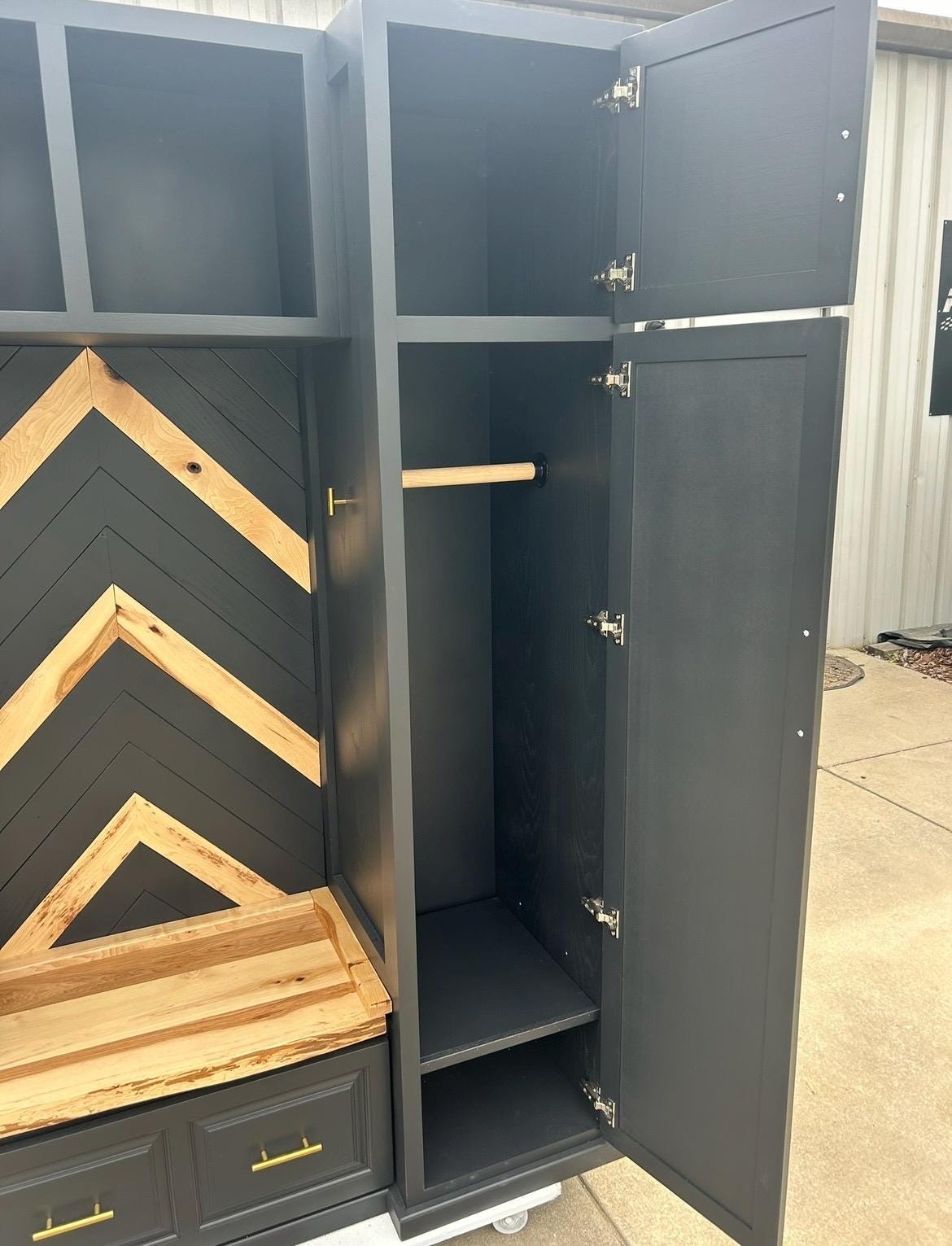 Farmhouse Bubble Leg Table - Etsy