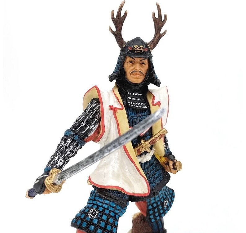 9.8 Inch Samurai Statue Samurai Figurine Wooden Kabuto - Etsy