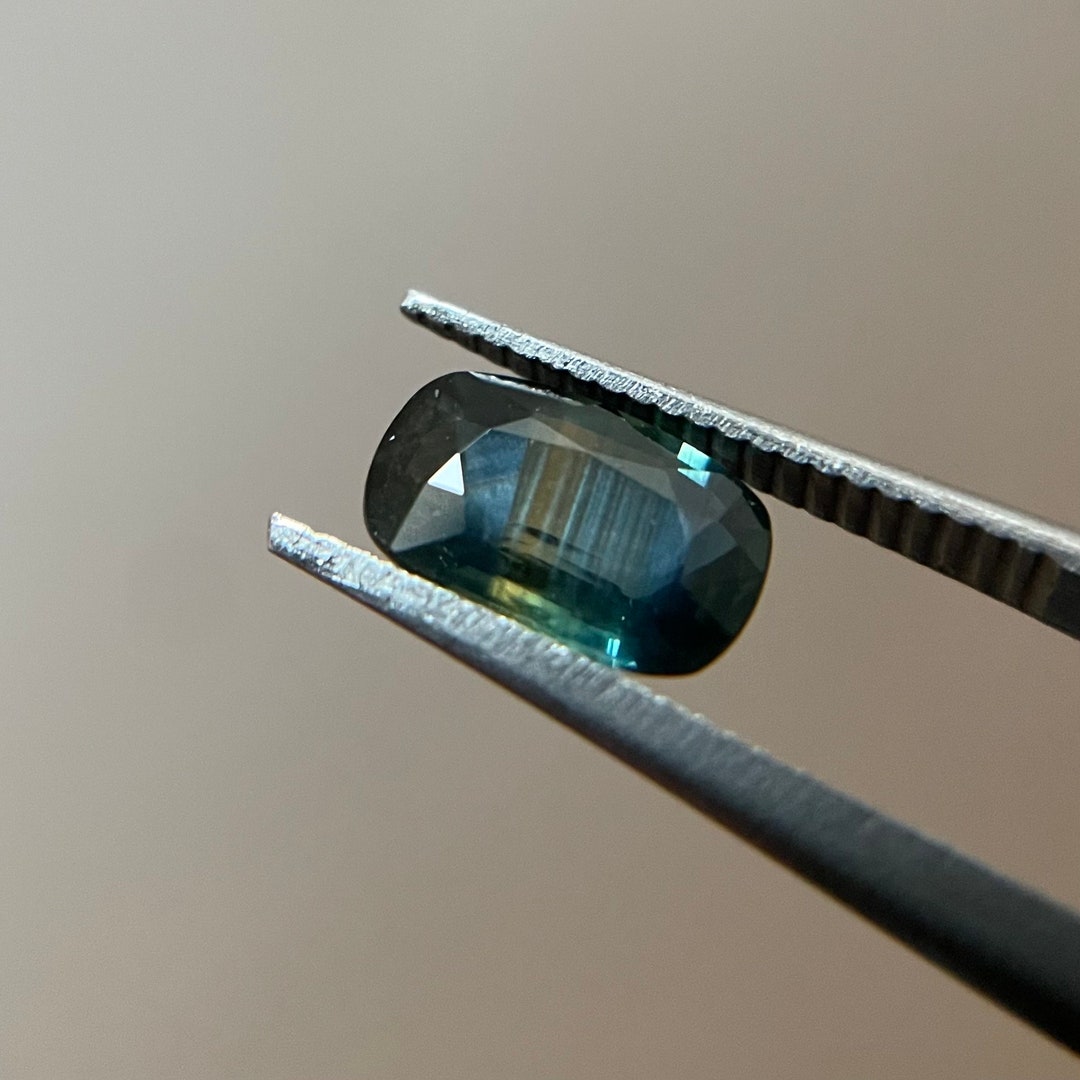1.04 Ct Parti Sapphire, Green-yellow-blue Color Banding, Natural ...