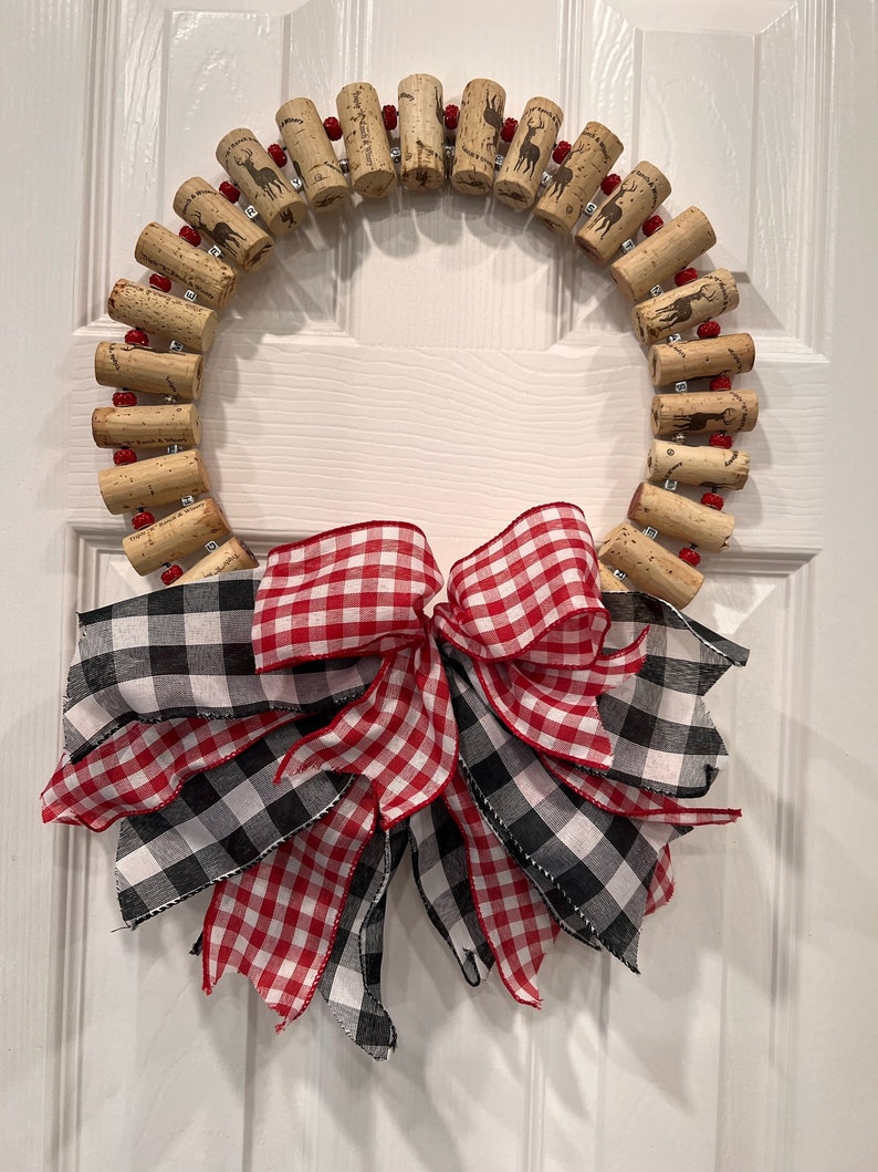 Holiday Wine Cork Wreath - Etsy