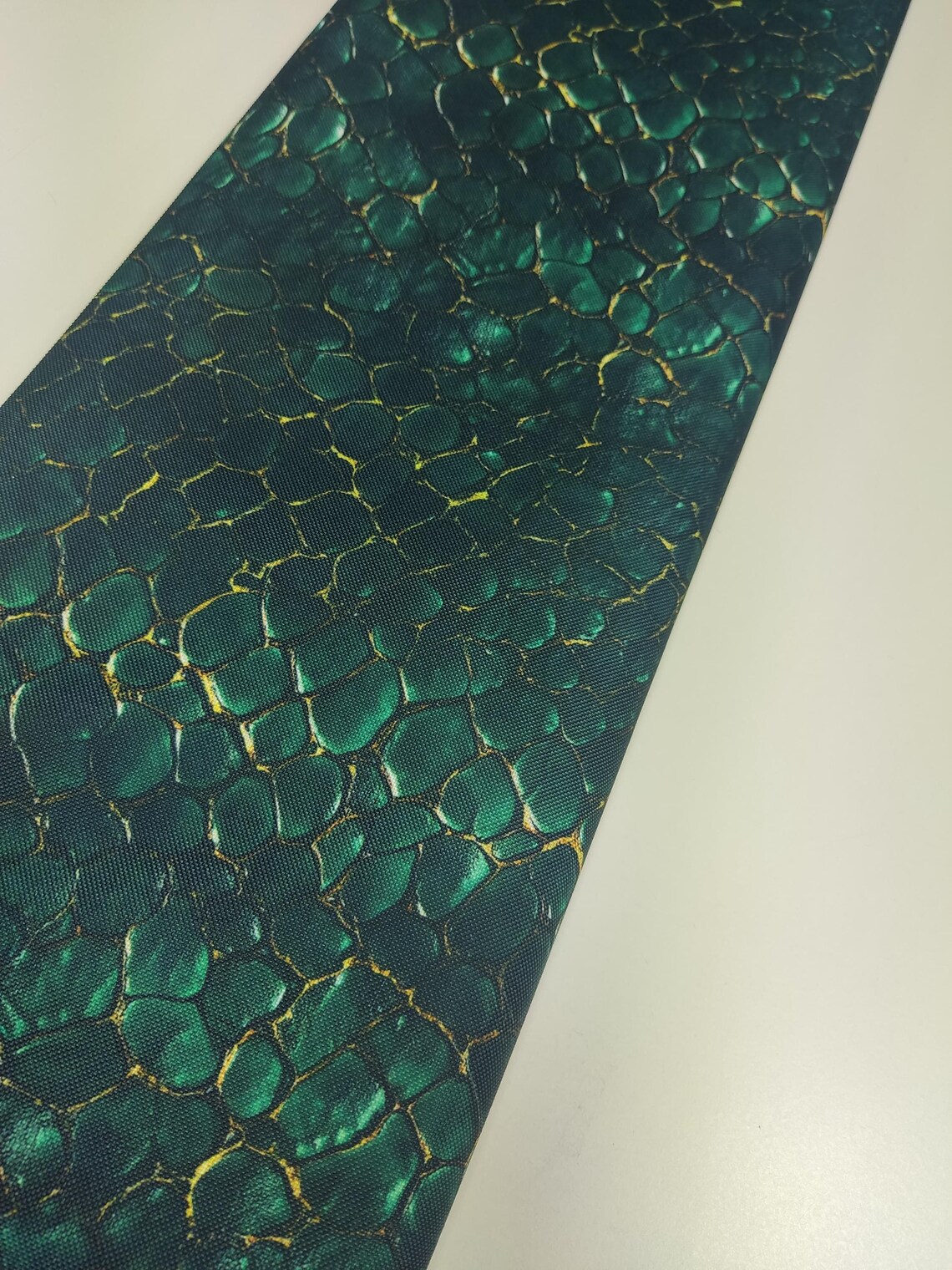 Green and Gold Snake Skin Pattern - Waterproof Polyester Fabric PN-EN ...