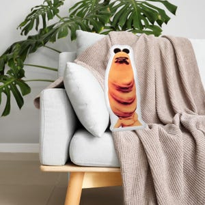 Marcus the Worm Vr Merch - Etsy