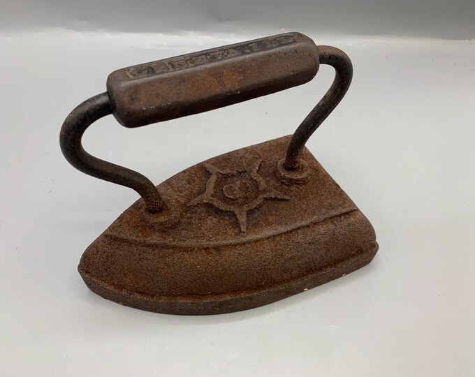 1890s Howell Co. Sad-flat Iron, USA - Etsy