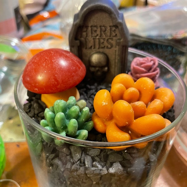 Spooky Terrarium - Etsy