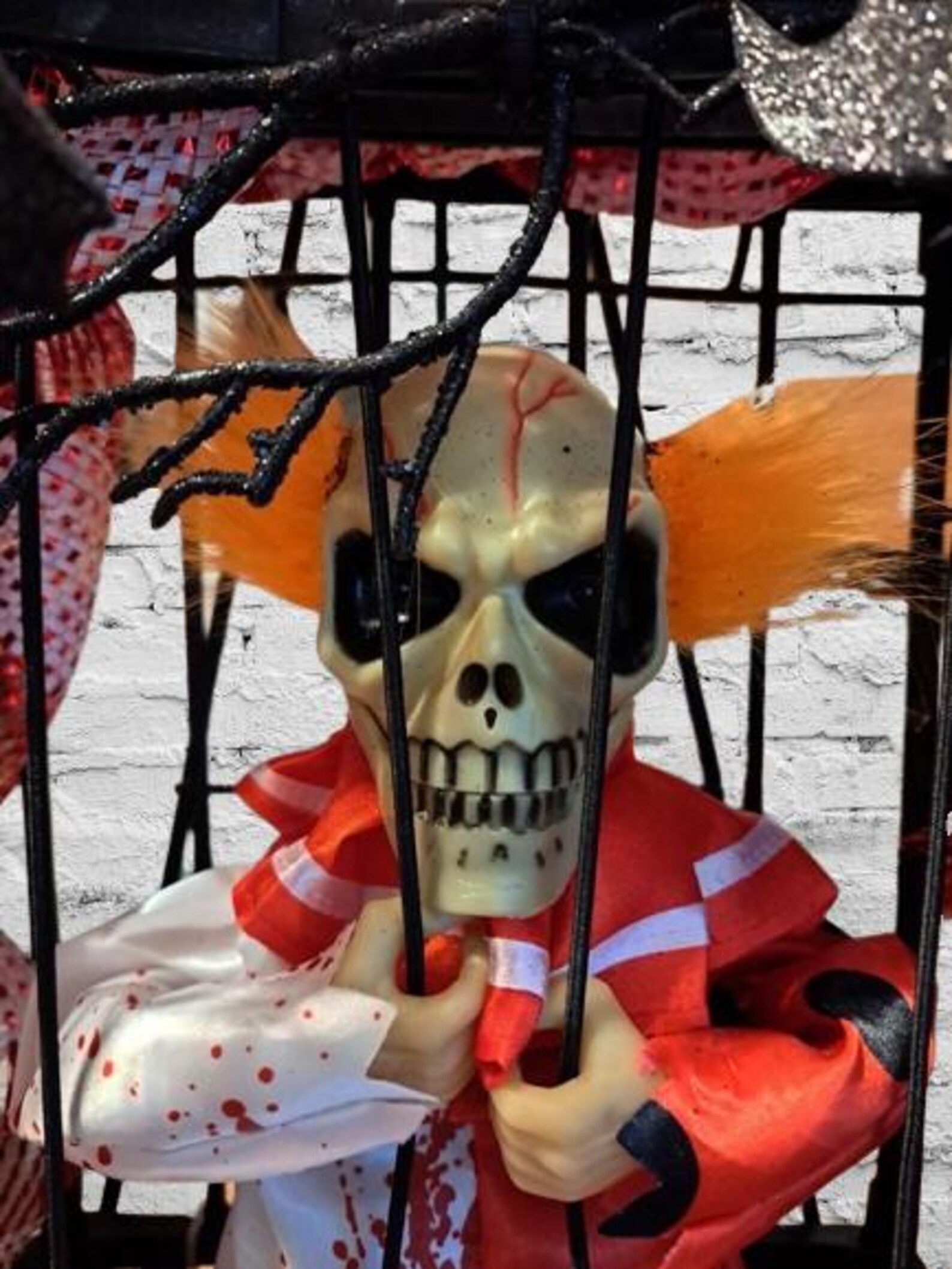 Animated Caged Clown Halloween Wreath, Seasonal Front Door Decor, Scary ...
