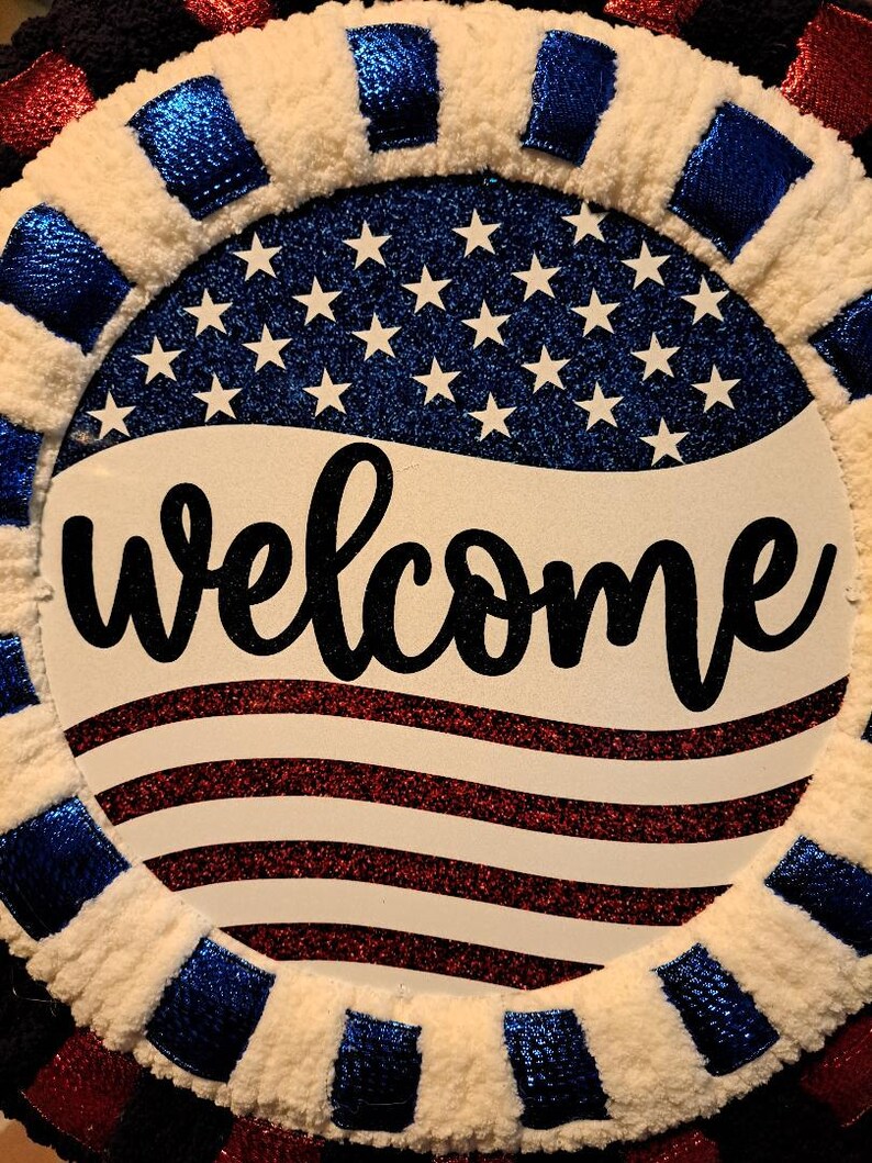 Chunky Yarn Patriotic Wreath: Red White Blue Welcome Door Decor - Etsy