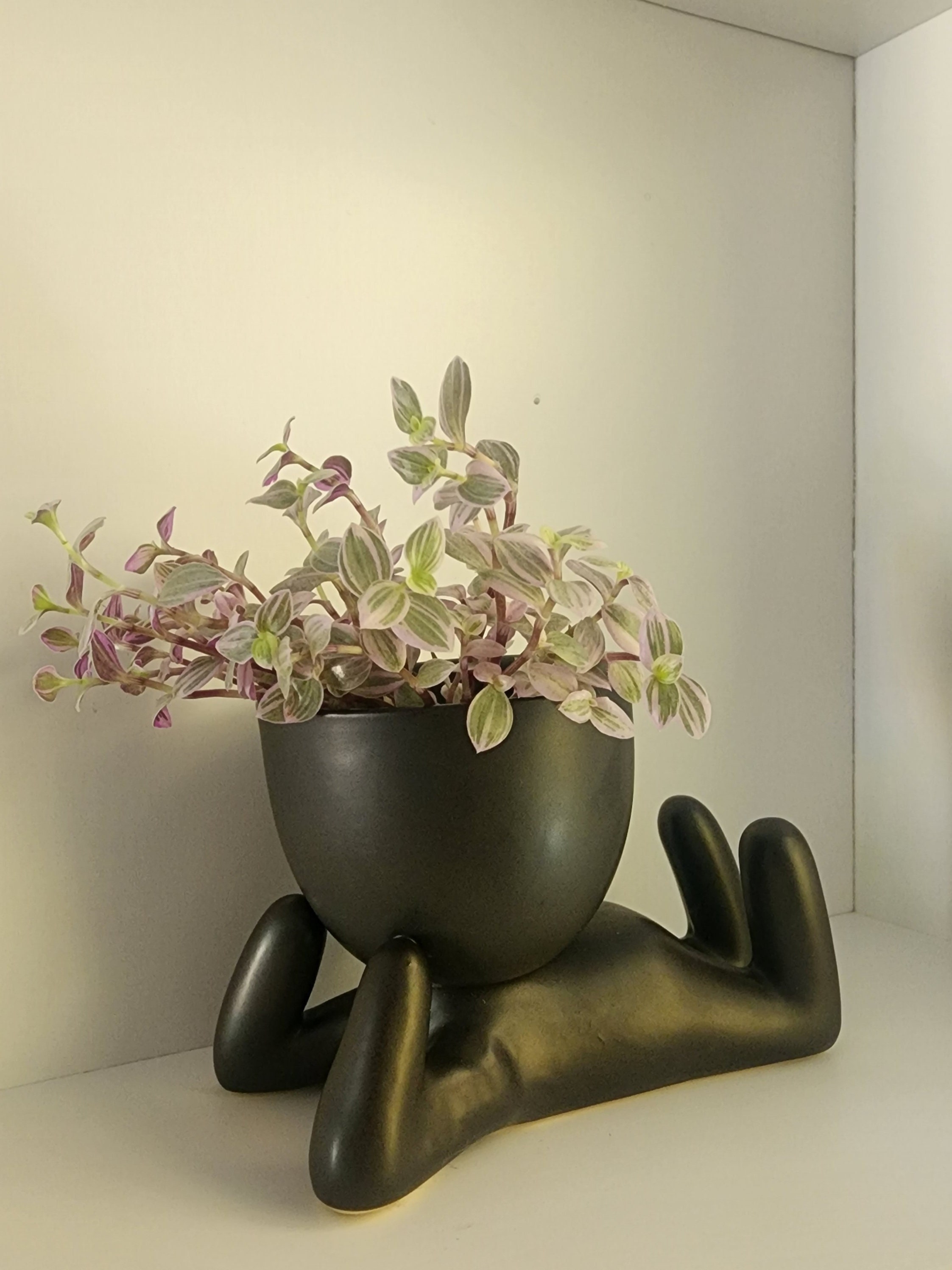 Little People Planter, Humanoid Posing Pots, Cute Planter, Mini Human ...