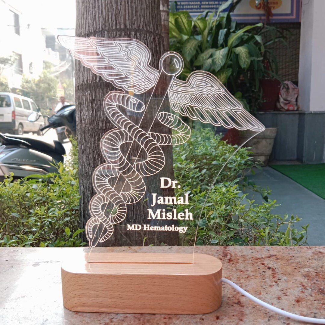Personalized Lamp as a Gift for Doctor. Personalized Acrylic Led Desk ...