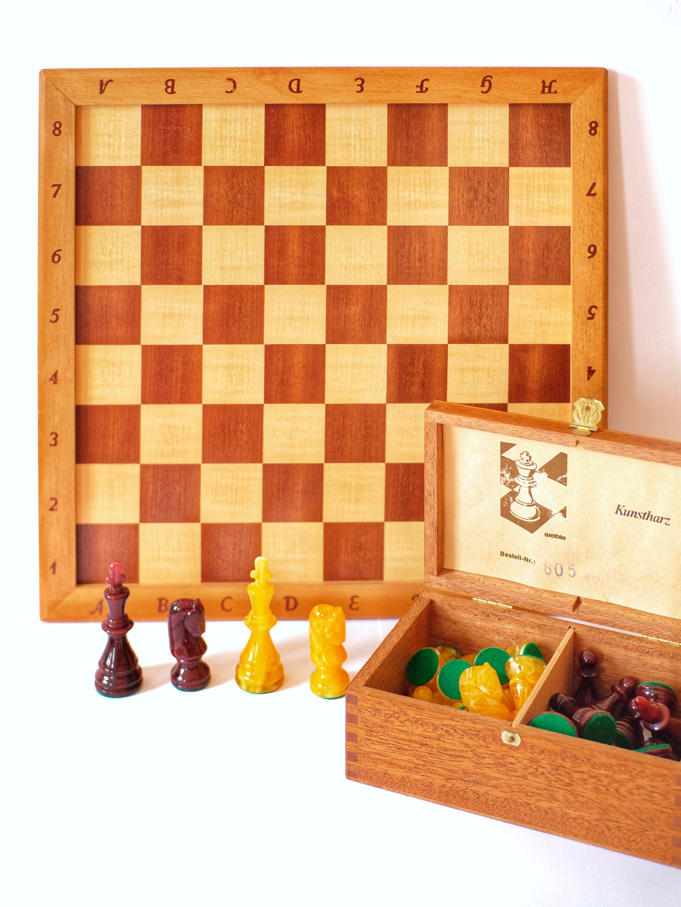 Classic Vintage Staunton Chess Set, Made in Germany, Tournament Resin ...