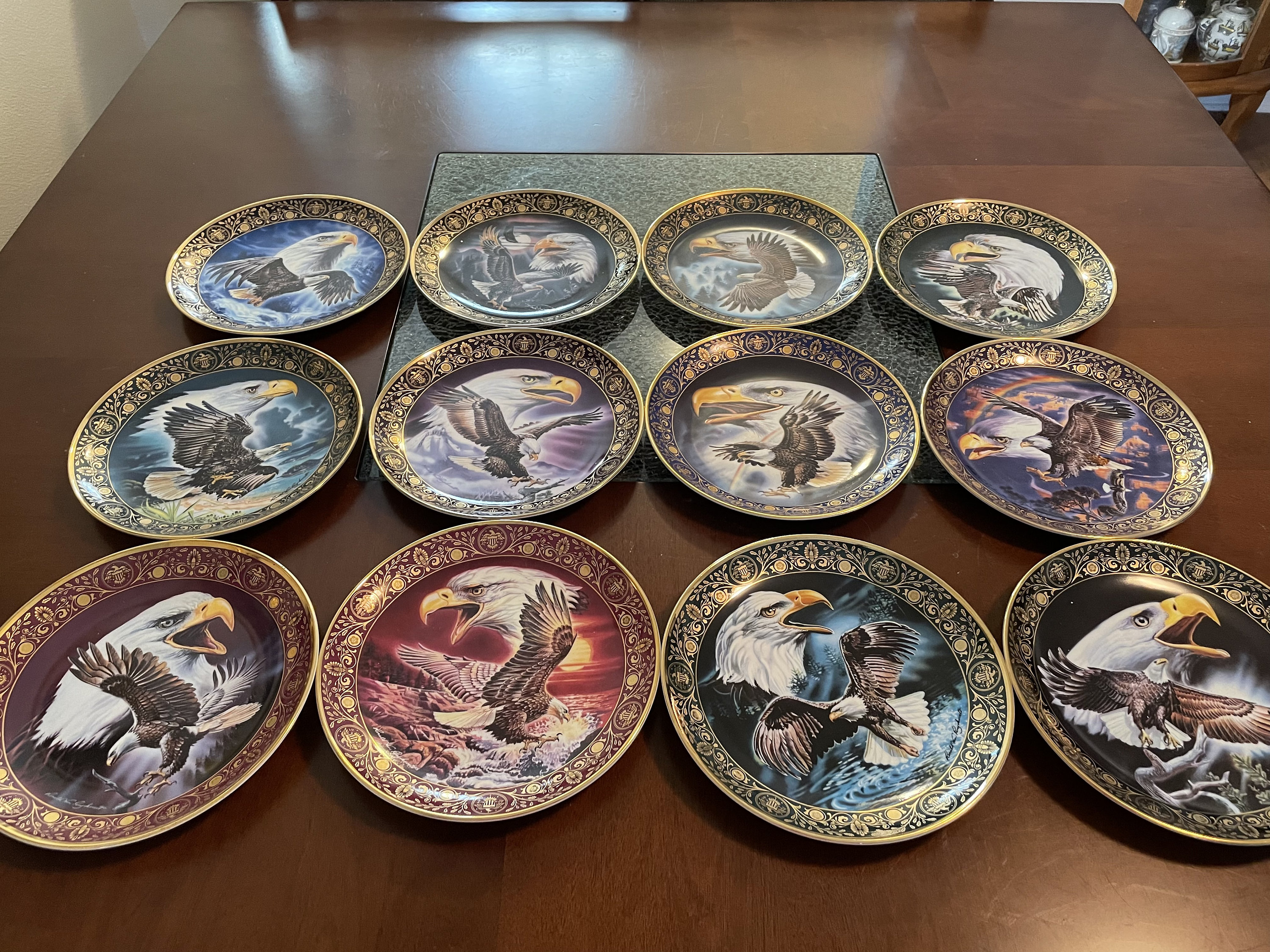 Franklin Mint Heirloom Plates