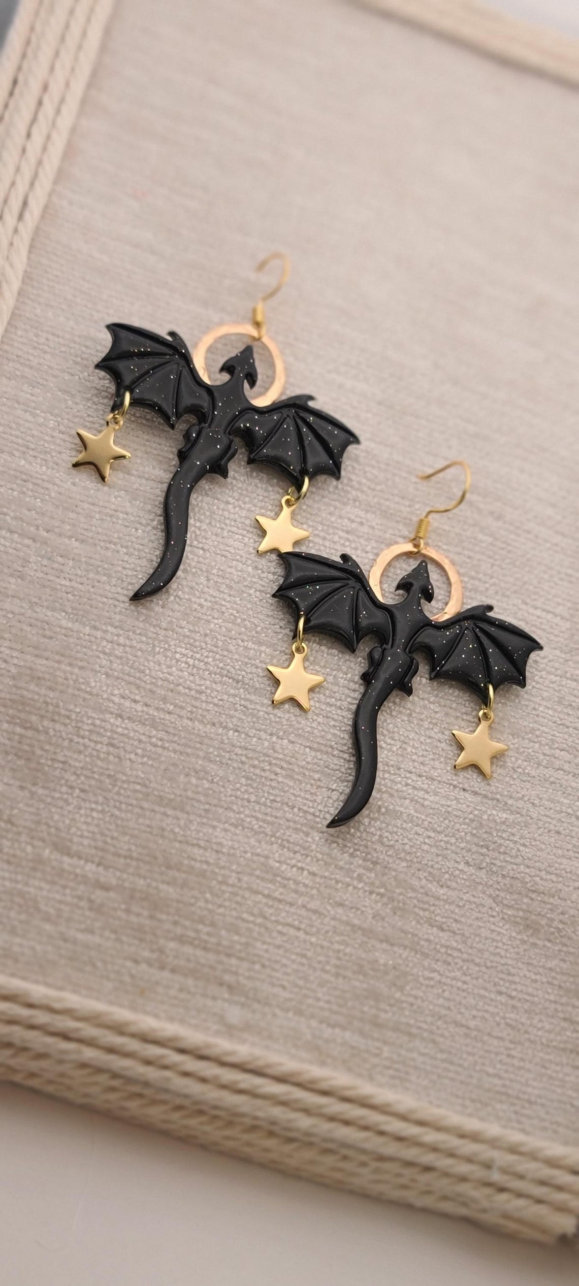 Dragon Earrings, Sparkly Black Dragon Earrings,cosplay Earrings, Fourth ...