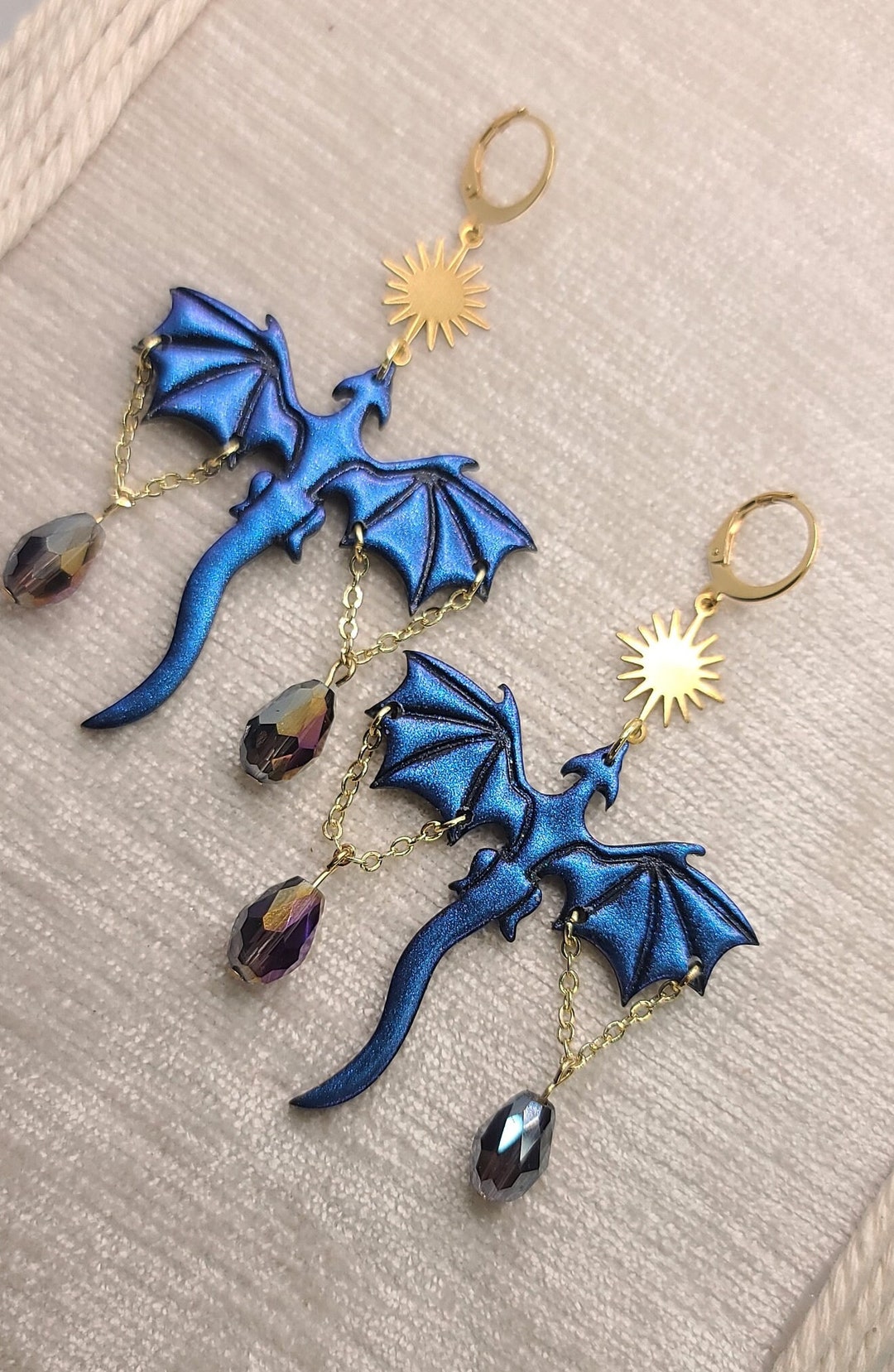 Color Shift Dragon Earrings, Fourth Wing Earrings, Cosplay Earrings ...