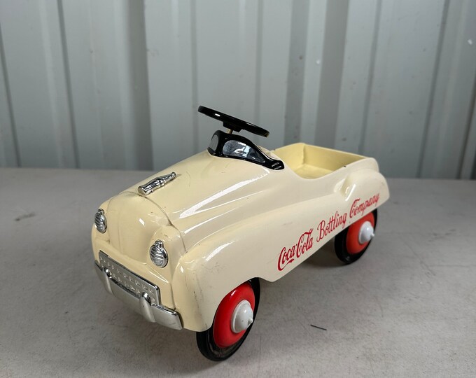 Vintage Coca Cola Bottling Company Mini Toy Pedal Car 1/18 Scale White ...