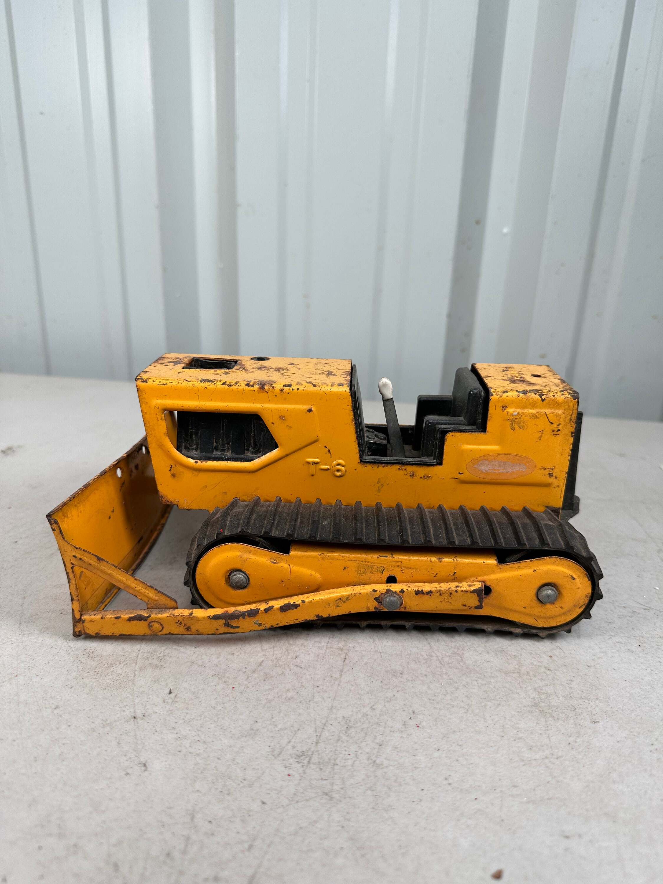 Vintage Tonka T-6 Bulldozer Tractor 1960s Pressed Steel Construction ...