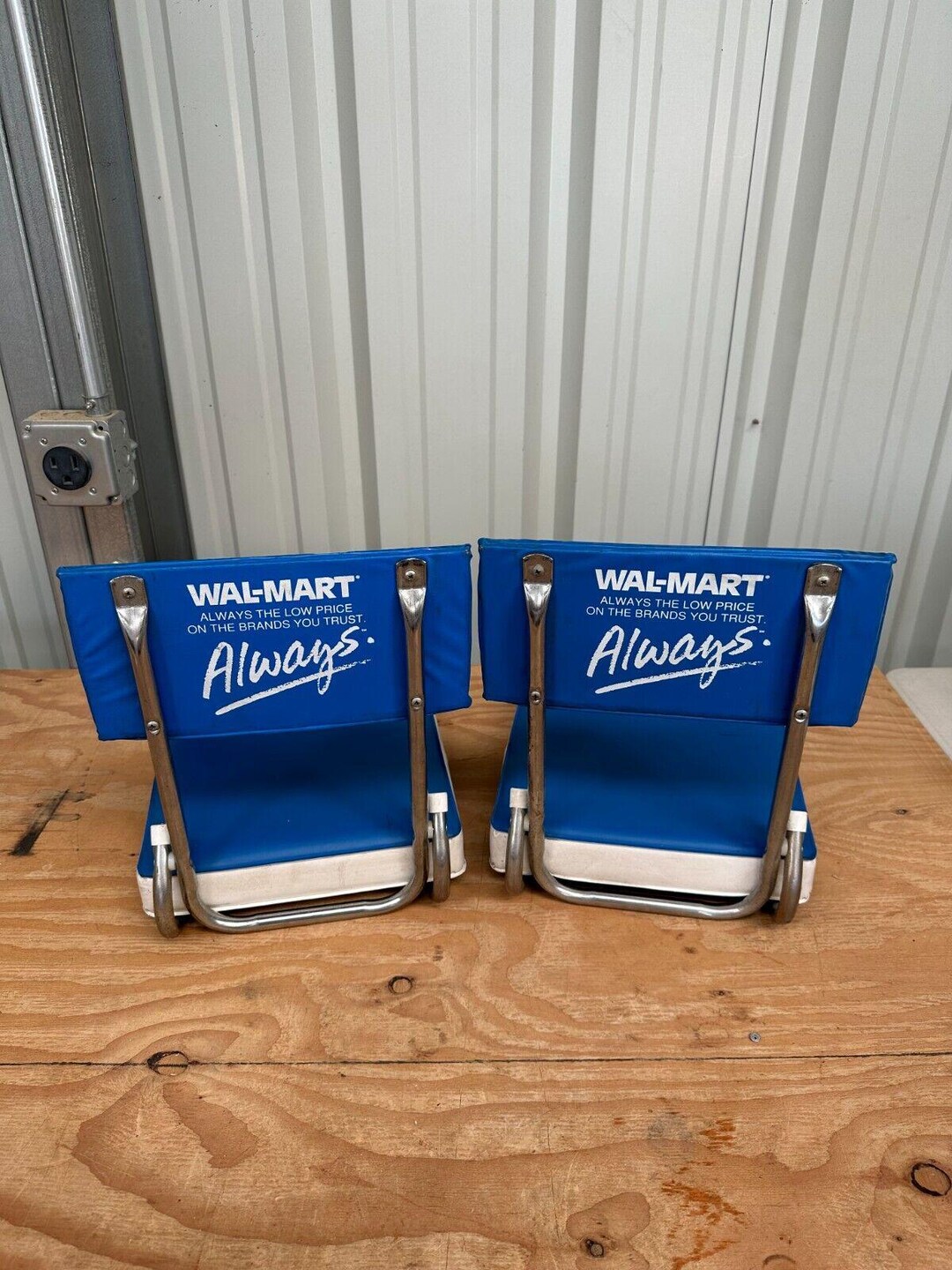 Vintage Blue & White Walmart Folding Stadium Bleacher Boat Chairs Seats ...
