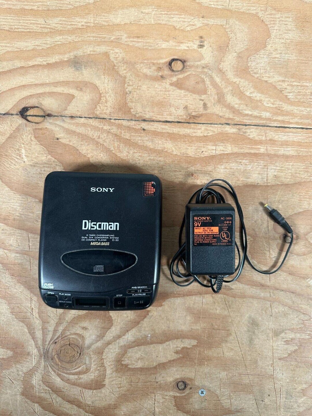 Sony Discman D-33 Portable CD Player Mega Bass Tested Works W/ Power ...
