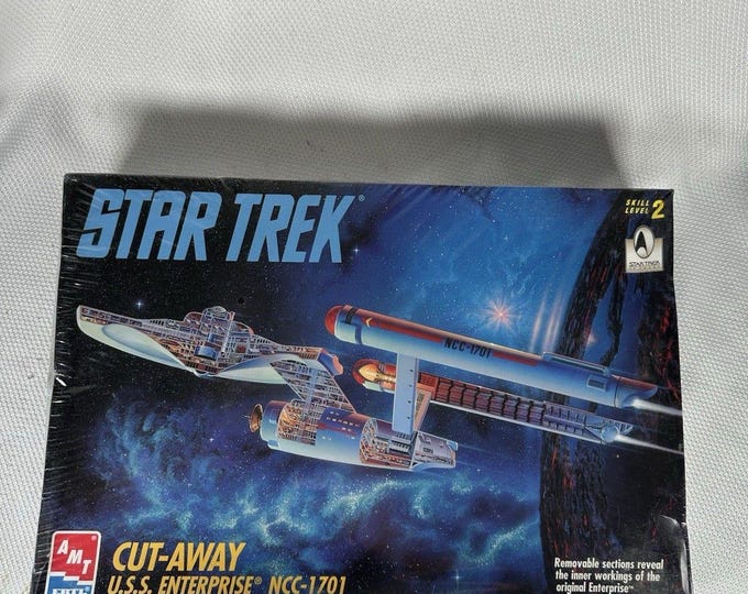 Star Trek U.S.S. Enterprise NCC-1701 Cut-away Plastic Model Kit AMT ...