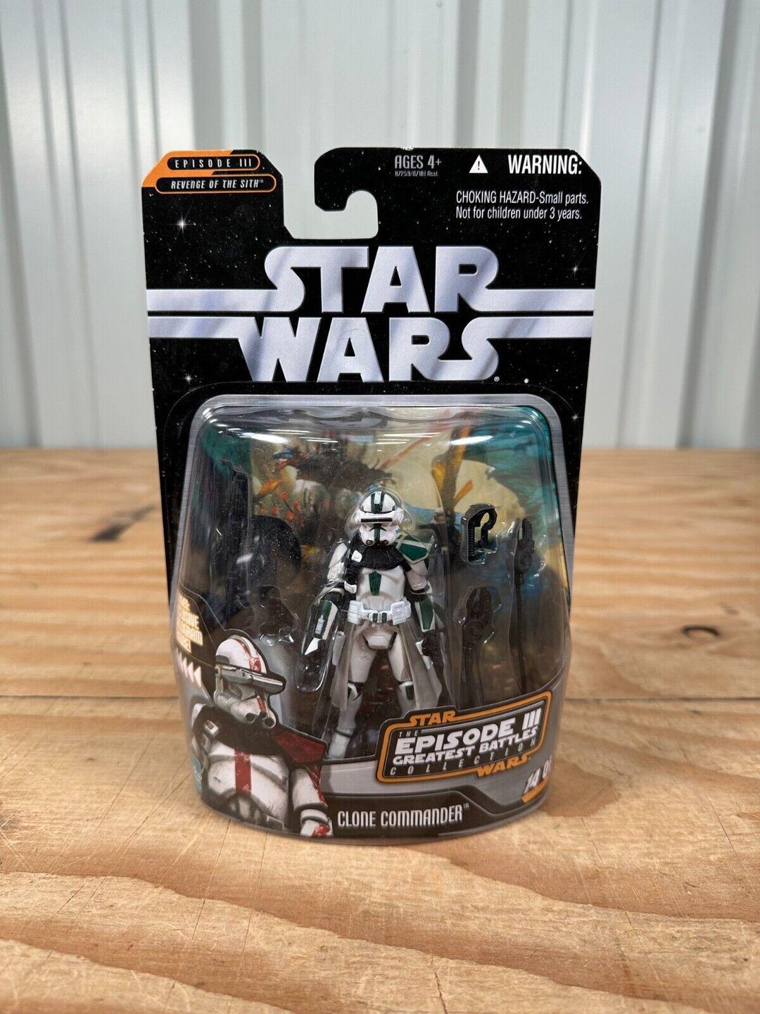 Hasbro Star Wars Saga Collection Clone Commander Action Figure 2006 NEW ...