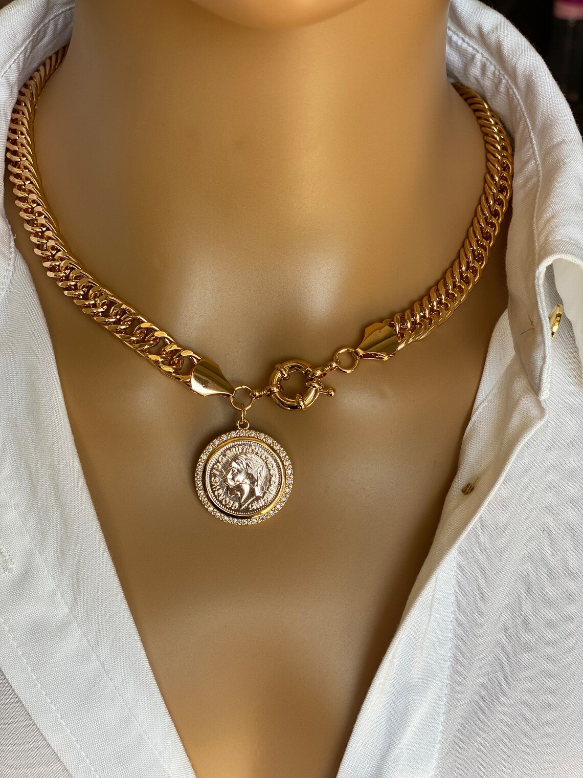 Gold Miami Cuban Chain Necklace With Gold Double Face Middle East Style ...