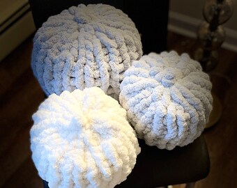 Finger Pillow - Etsy