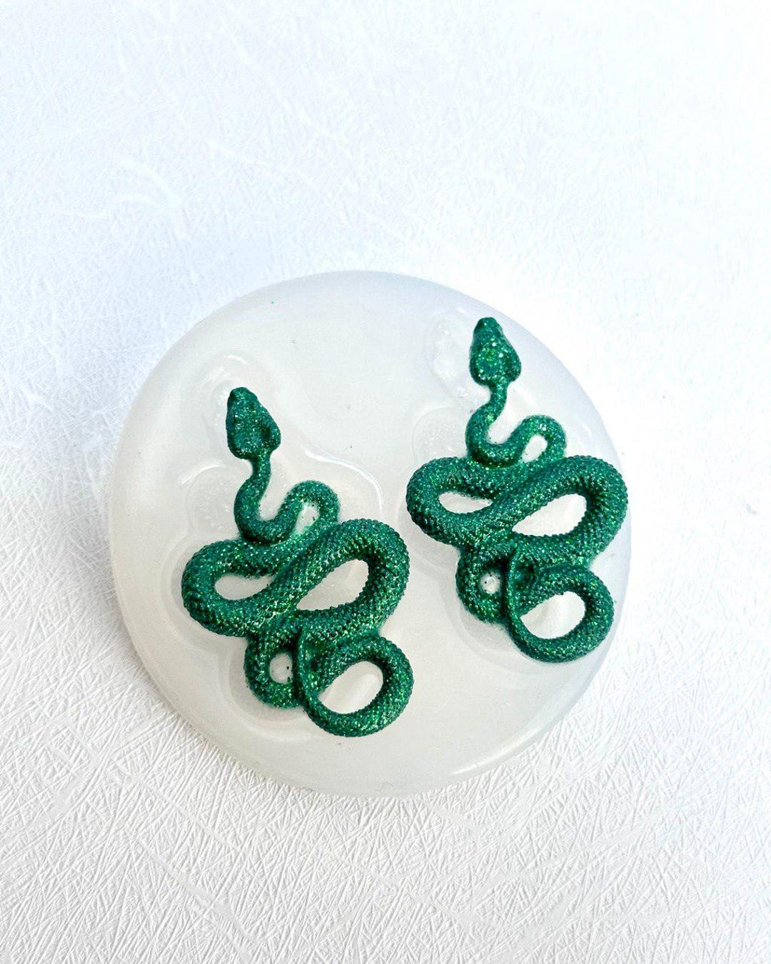 Small Snakes Silicone Mold Set of 2 for Resin Jewelry and Crafts - Etsy