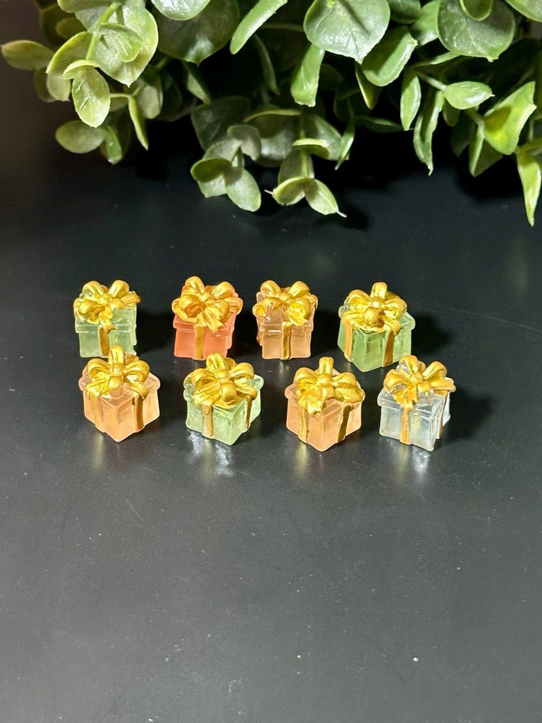 Mini Resin Gift Box Charms Silicone Mold – Gold Bow, Fairy Garden ...