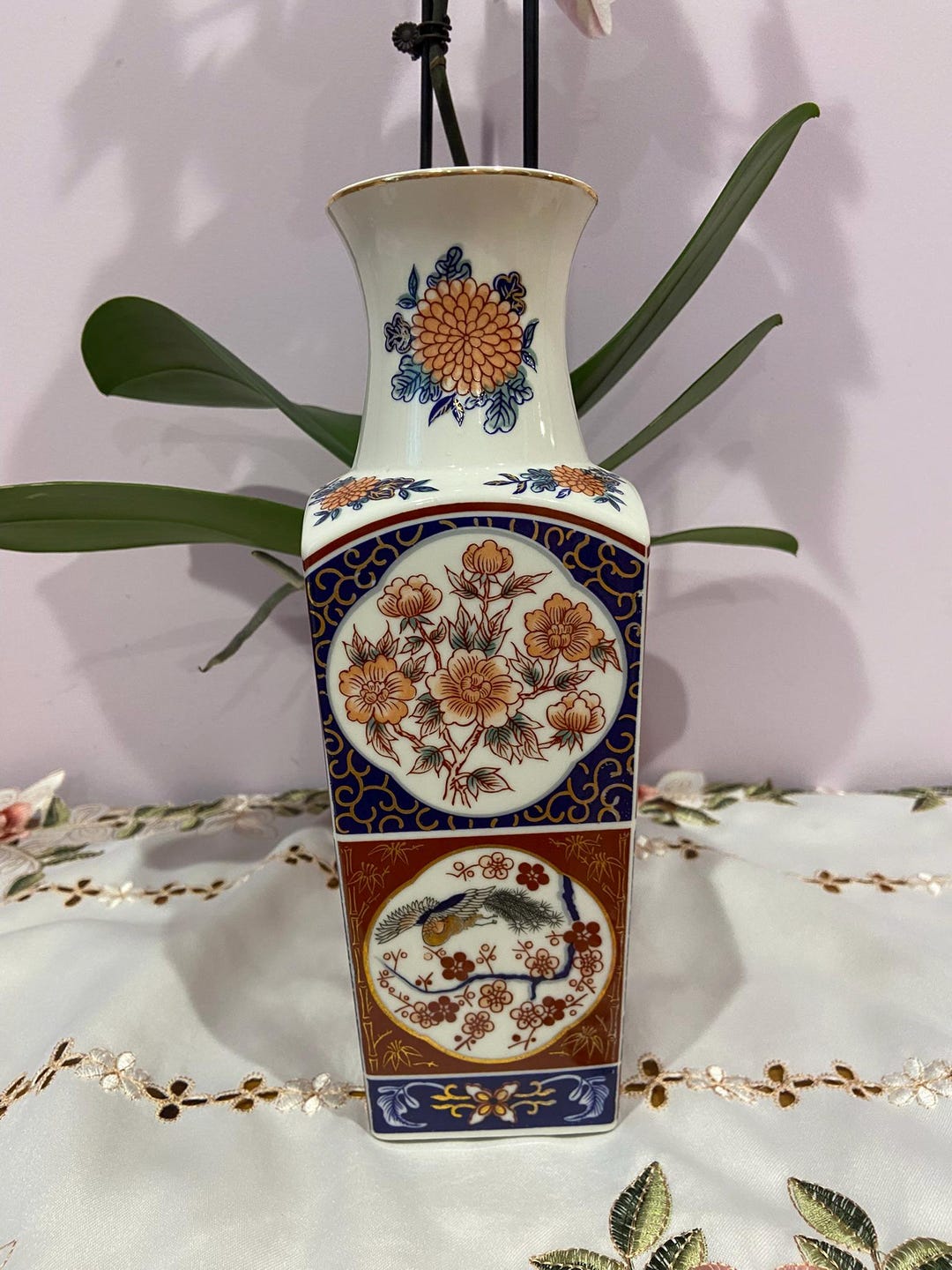 Vintage Japanese Ornate Floral Porcelain Vase | Asain Home Decor ...