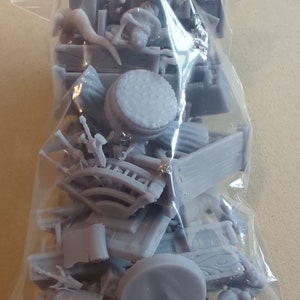 100 GRAMS Mixed 3D Printed Miniatures MISSPRINTS for Kitbashing Scenery ...