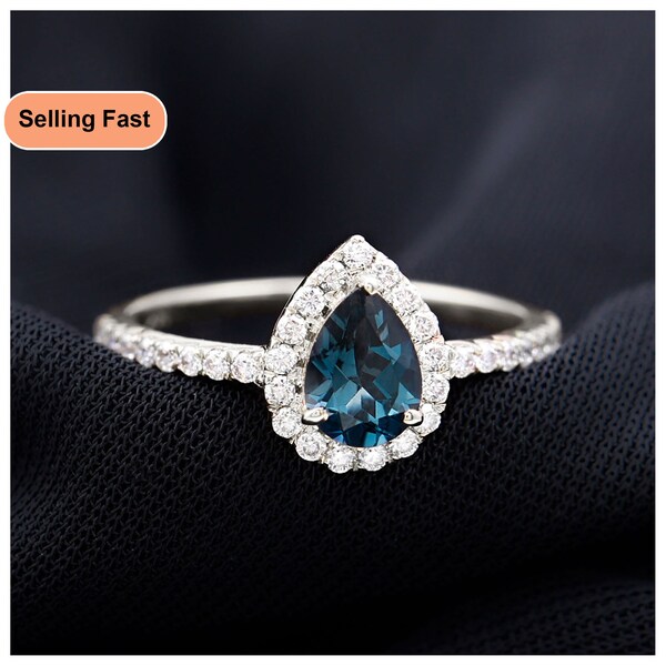 Blue Halo Ring - Etsy