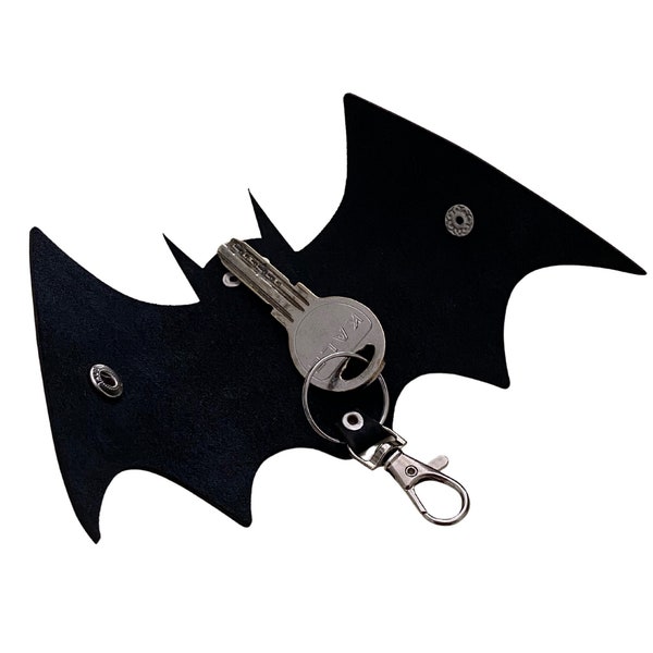 Bat Keychain - Etsy