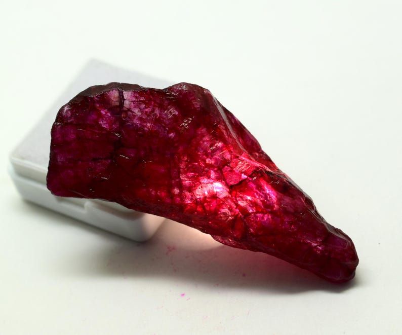 Most Beautiful Natural New Beautiful Rough Red Burmese Ruby Certified ...