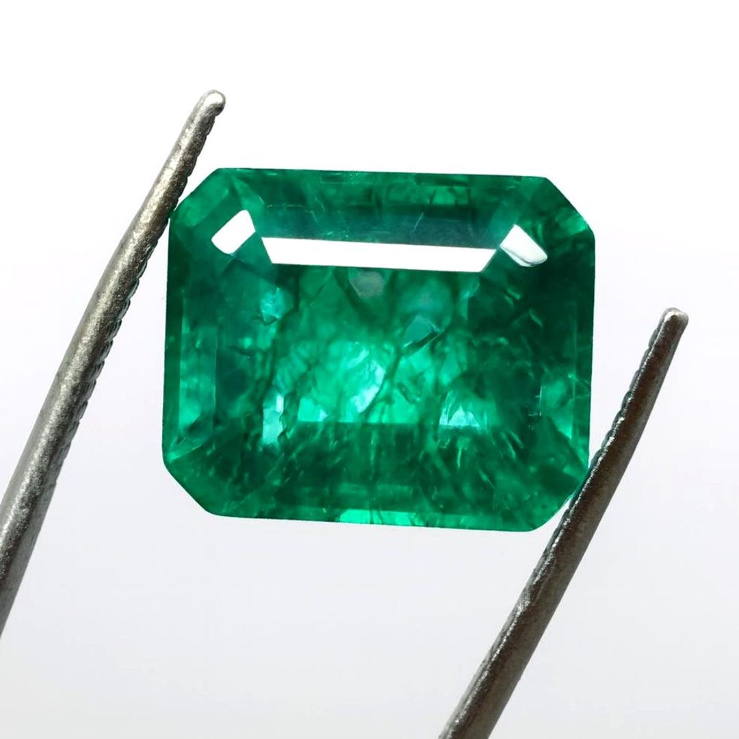 9 Ct Untreated Rarest Emerald Cut Found Colombian Green Emerald Natural ...
