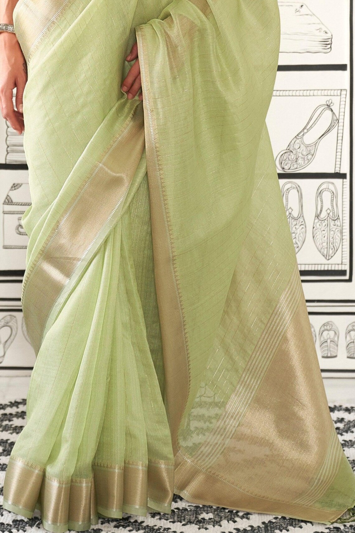 Parrot Green Handloom Weaving Classical Silk Saree With Blouse for ...