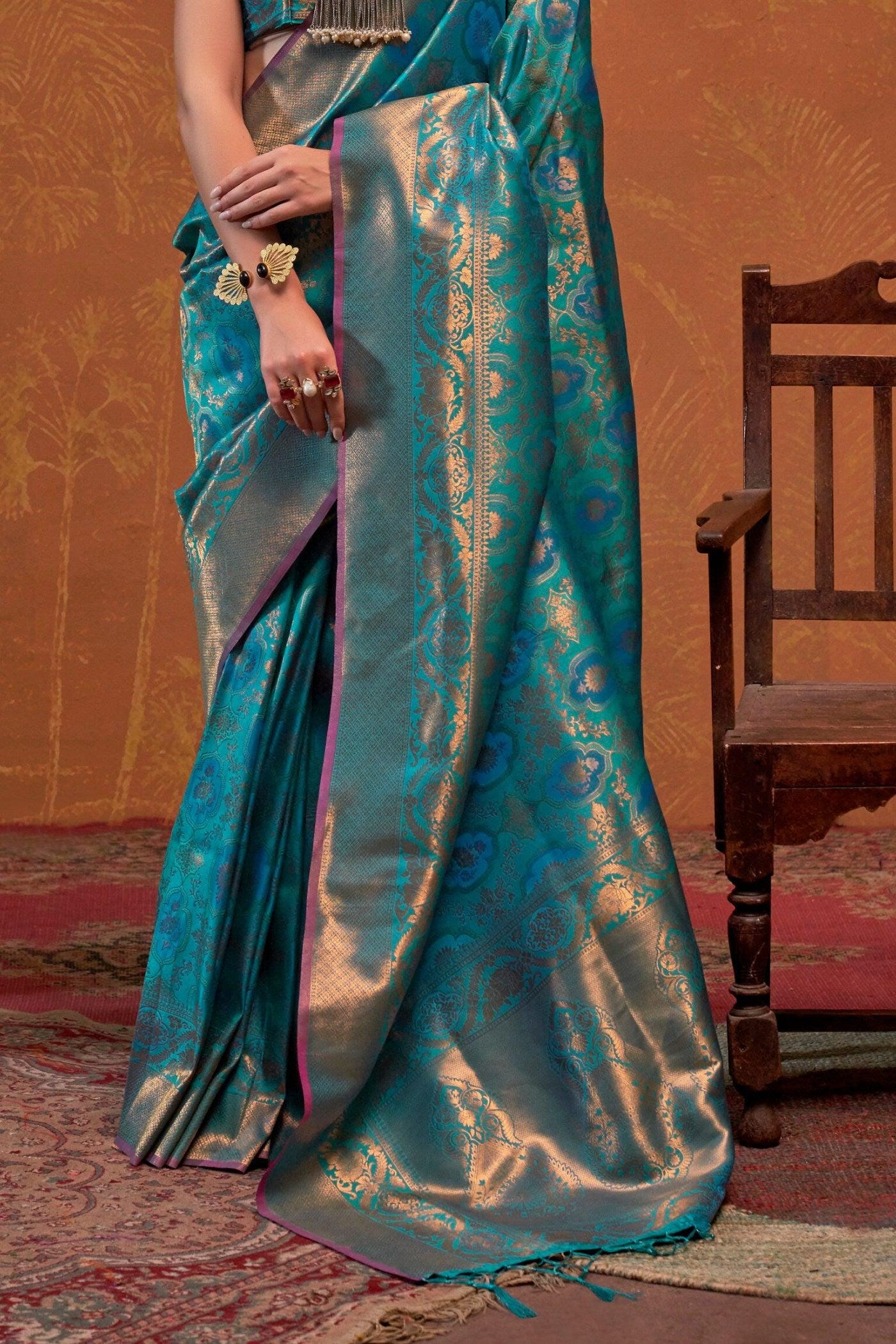 Casal Blue Kanjeevaram Handloom Two Tone Weaving Silk With Golden Zari ...