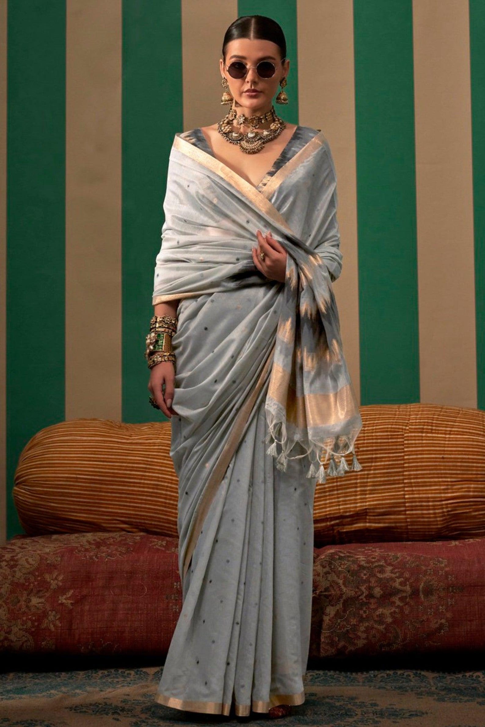Smoke Grey Handloom Weaving Silk Saree With Contrast Colour Patola ...