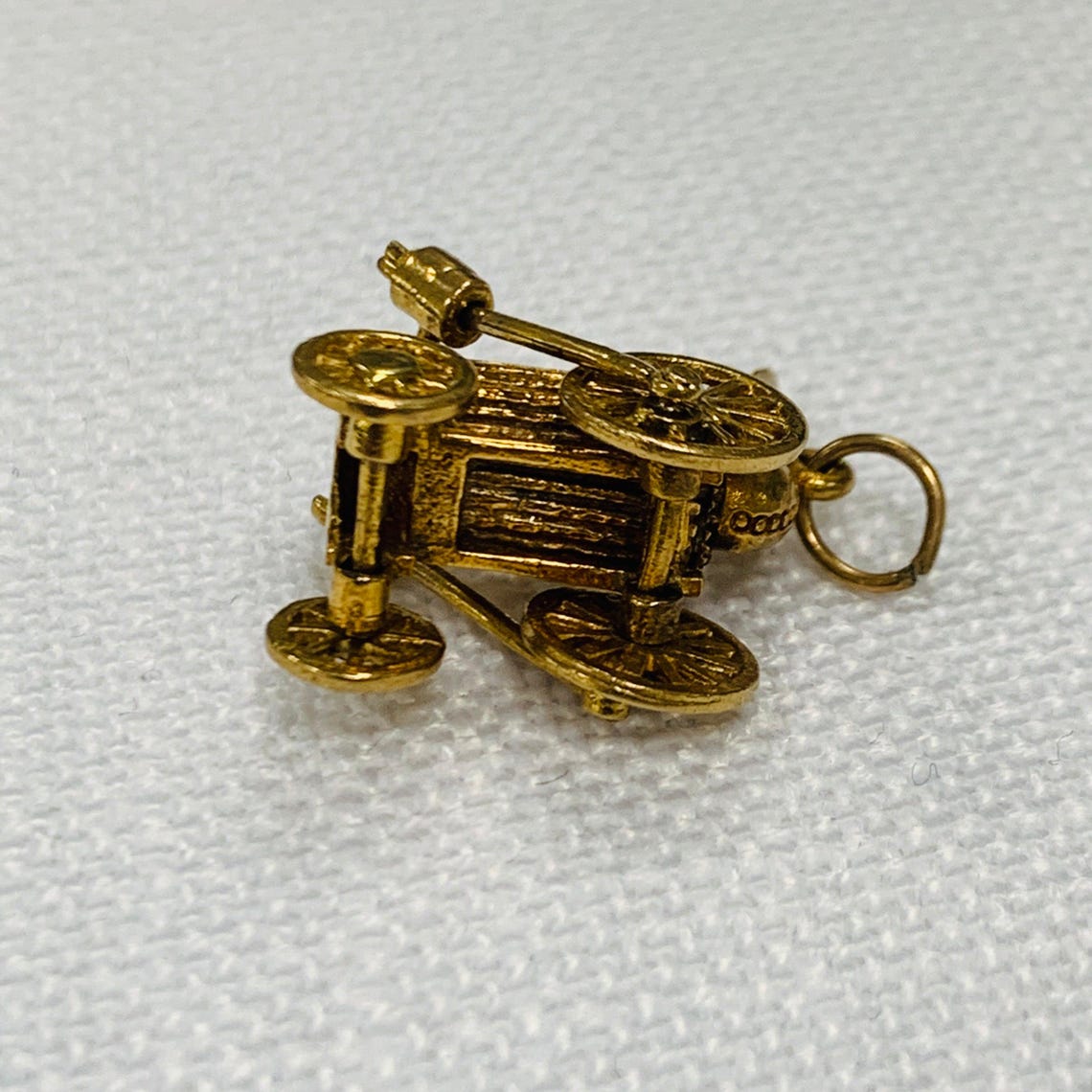 Steam Engine Detailed & Articulated Charm Pendant - Etsy UK