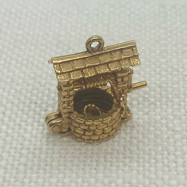 Wishing Well Charm - Etsy