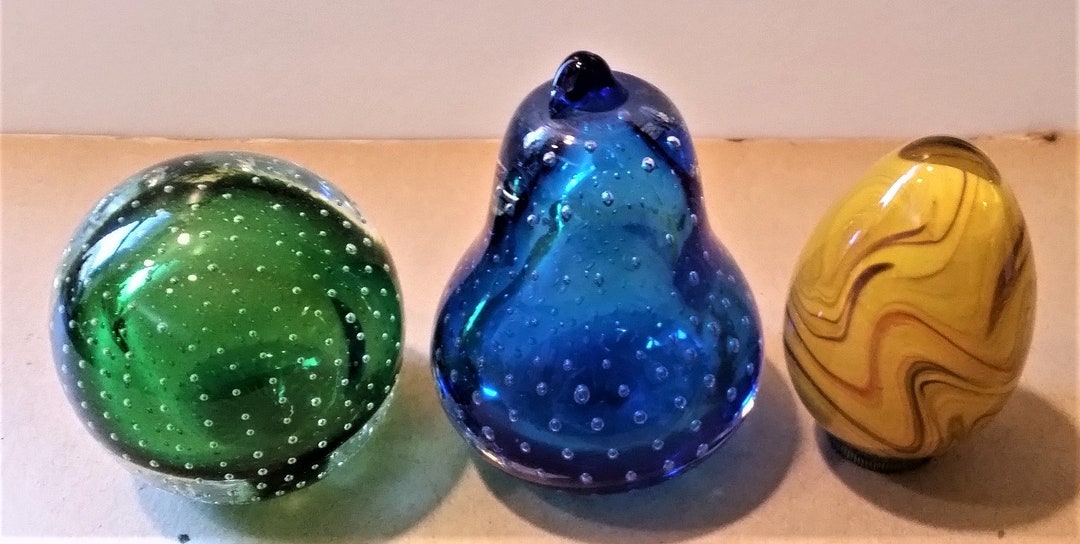 3 Vintage Pairpoint 'pear' Paperweight, Green Orb and Swirl Glass Egg ...