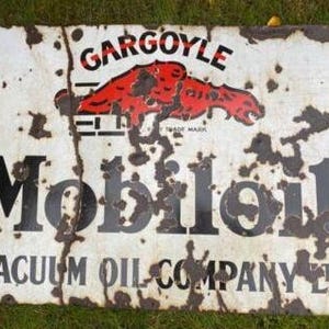 Antique Gargoyle Mobiloil Enamel Sign: Vacuum Oil Company Advertising ...
