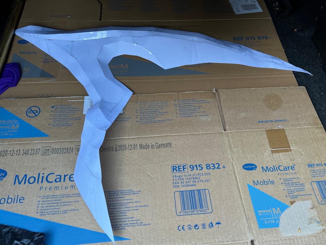 Akali Scythe and Kunai Cosplay Template - Blueprint for Cosplay ...