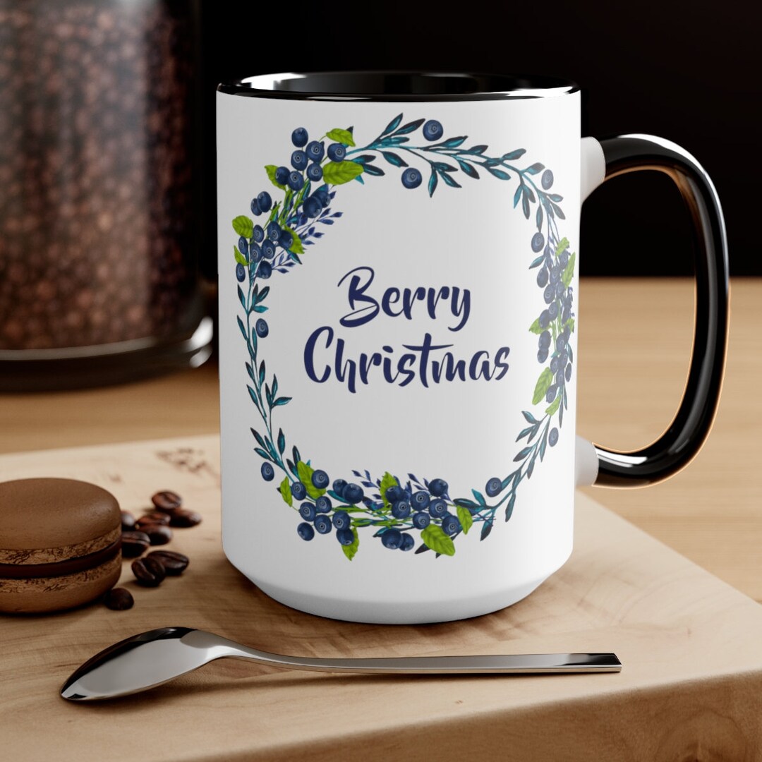 Cute Christmas Coffee Cup Berry Christmas Wreath Two-tone Coffee Mugs ...