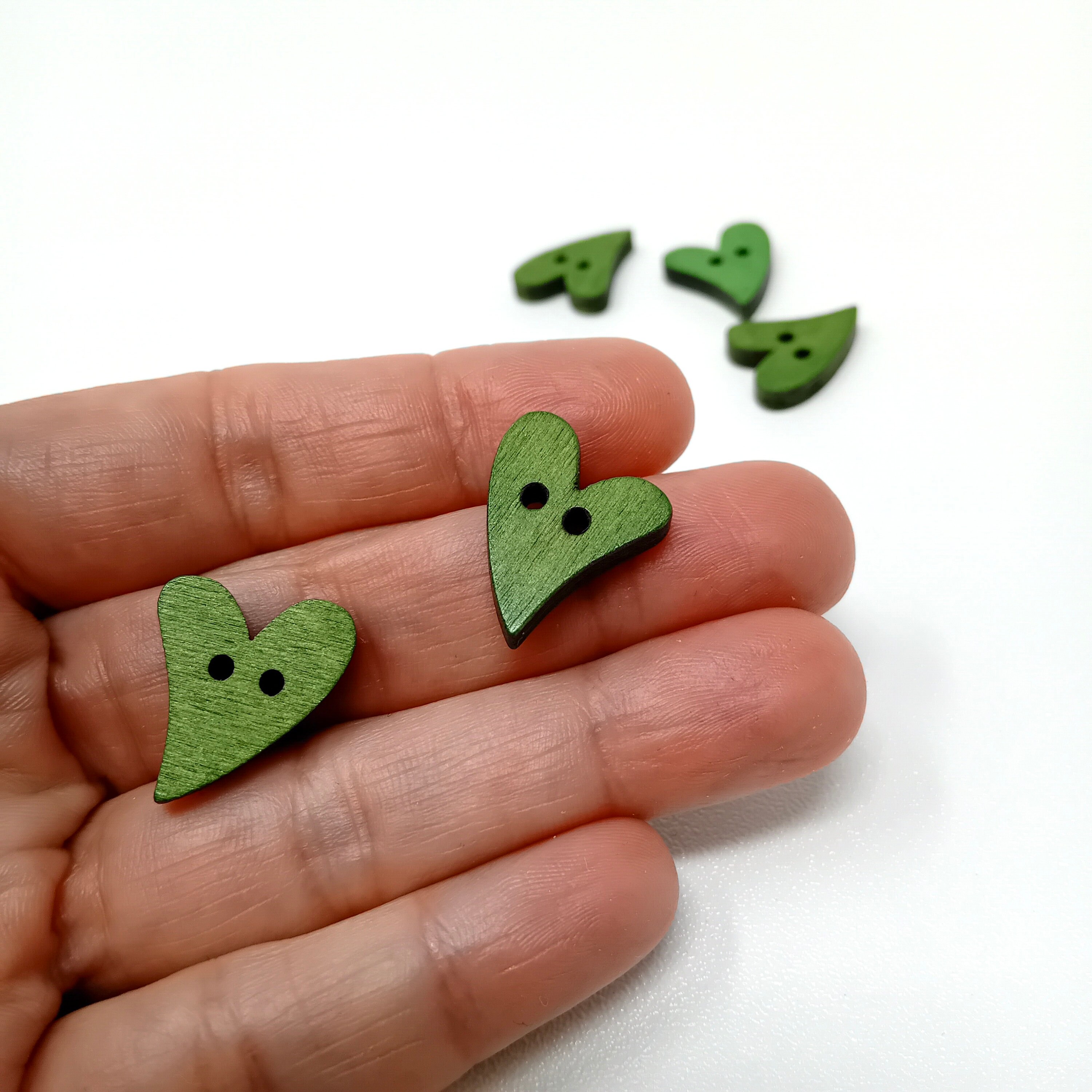 GREEN Wooden Heart Buttons Pack of 5 - Etsy