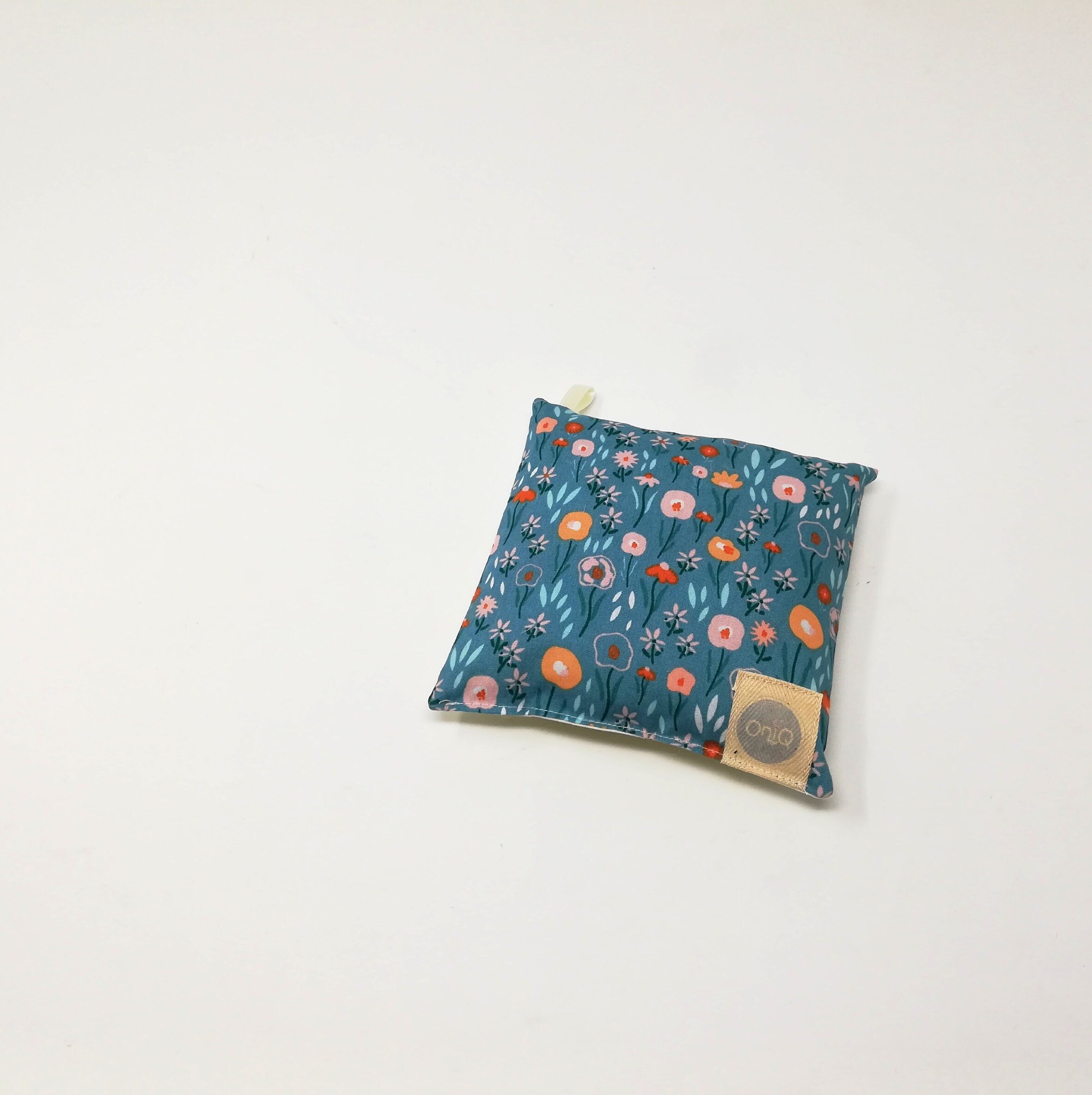 Needle Sorter Pincushion, Organizer for Sewing Machine Needles, Sewing ...